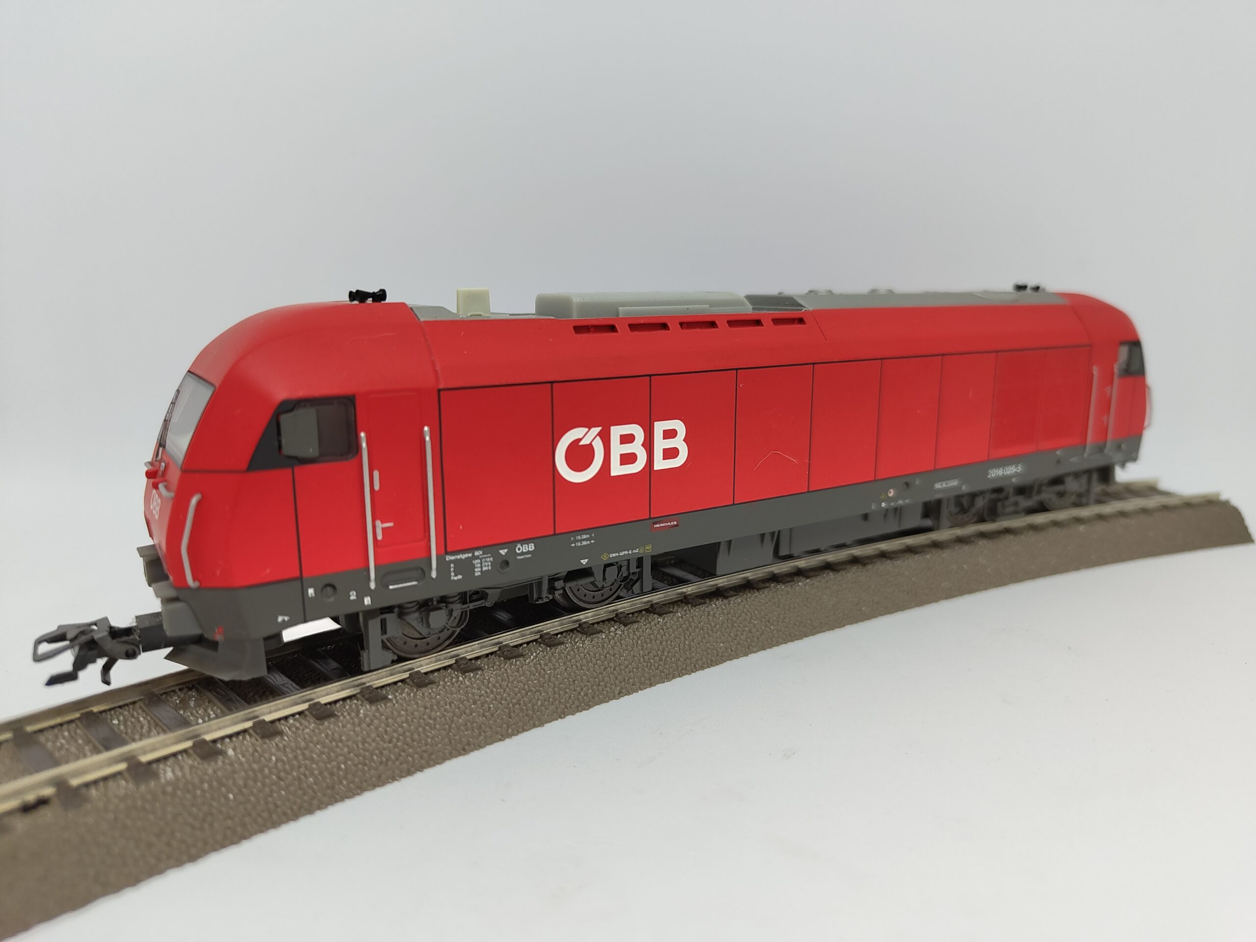 Märklin 36792 - Diesellocomotief Rh 2016 ÖBB - HalfNul